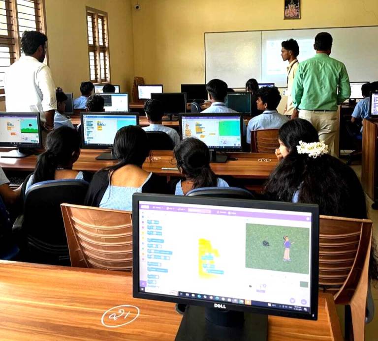Students Display Creativity in Scratch Game Development Contest – SDM ...